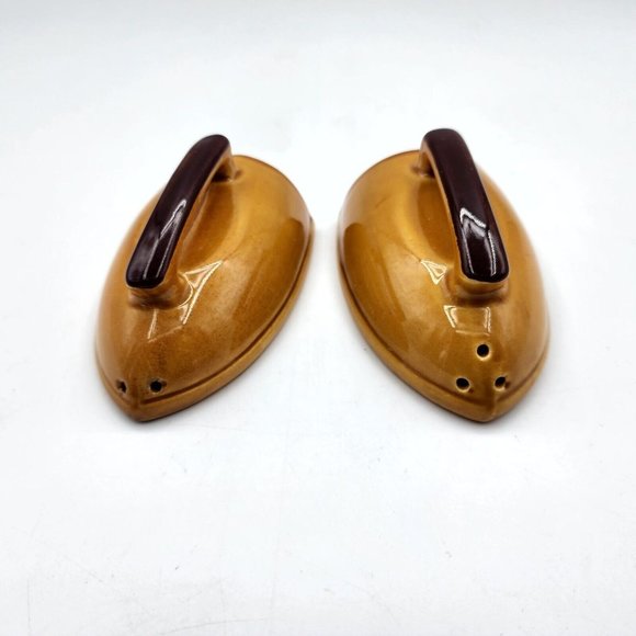Unbranded | Kitchen | Vintage Iron Shaped Salt Pepper Shakers Set My ...